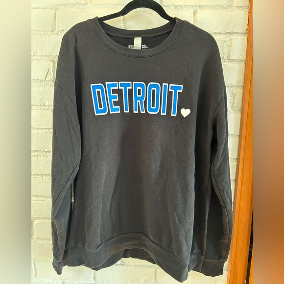 Kiloh + Co. | Tops | Kiloh Co Detroit Premium Cozy Crew | Poshmark
